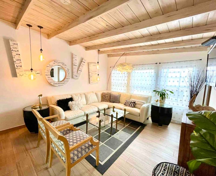 Tijuana, Más Que Una Frontera. - Tijuana