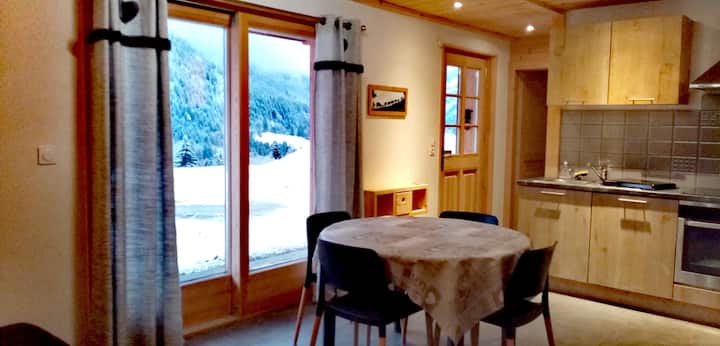 Appart Dans Chalet Individuel-chatel-portedusoleil - Lac de la Mouille