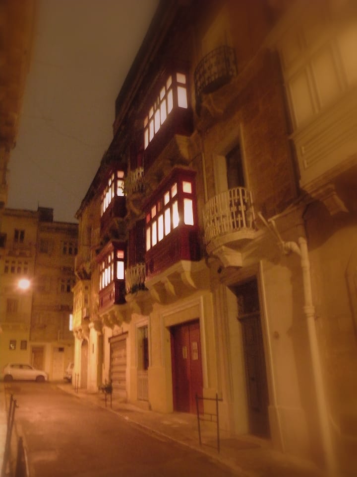 Residence Rouge™ 1 Floriana Valletta. - Málta