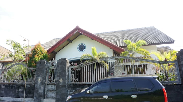 Jeru Homestay & Villa - Situbondo