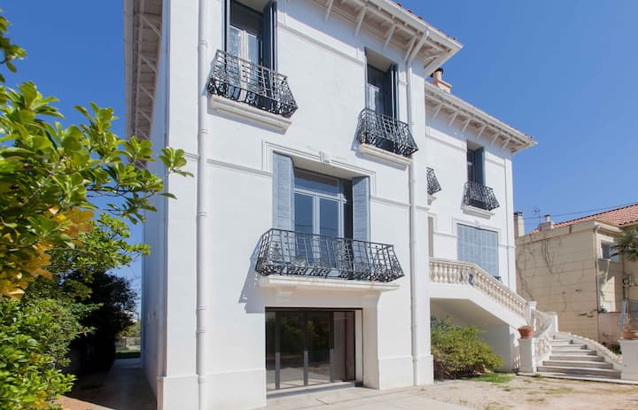 Villa Avec Piscine à 300m De La Mer - Marseille