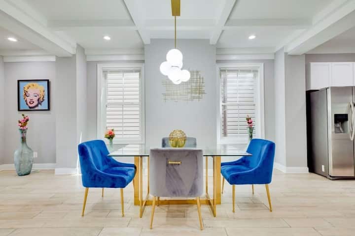 Stylish Richmond 3br | Balcony + Fenced Yard L Vcu - Richmond, VA