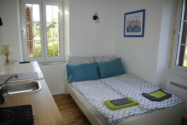 Dante Small Apartment - Canegra