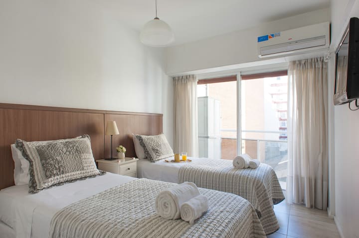 Bright & Comfortable,  4 Pax With Balcony - Buenos Aires