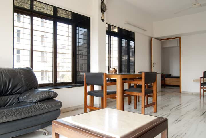 Room With Double Bed And A Private Bathroom - Mumbai