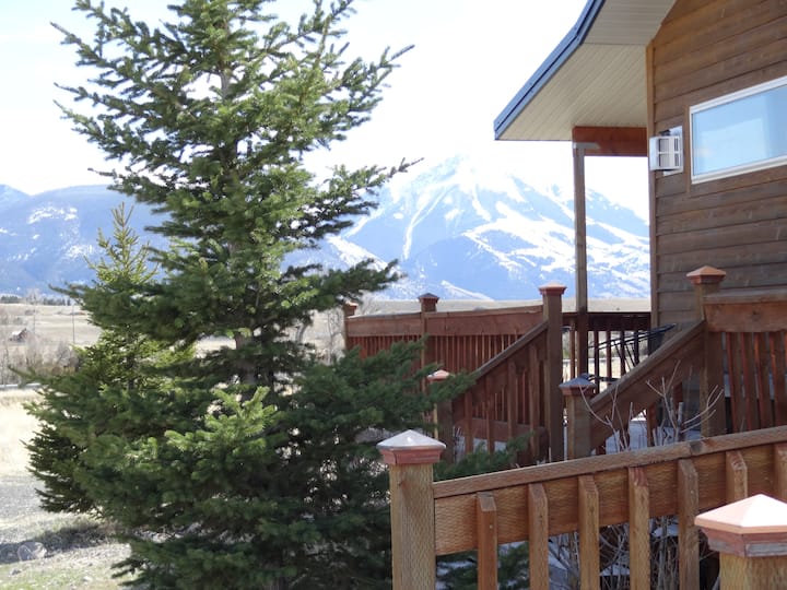 O'carroll's Yellowstone Cabin (Cabin 1) - Emigrant, MT