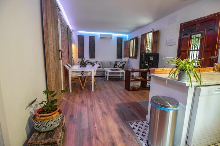 Apartment In Valencia Close The Cool Area Ruzafa - Valencia