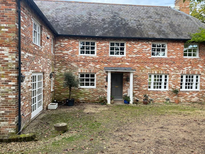 Independent Room In Country House, Amazing View A - Marlborough