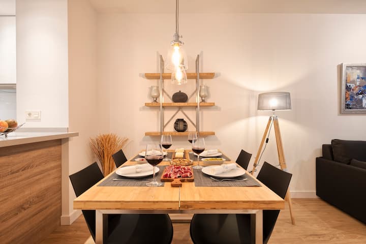 High-end Apartment W/parking & Pool, Golden Mile - Marbella