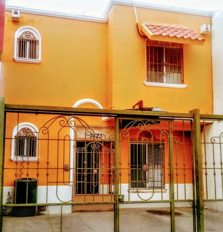 Casa " Frida"5 Min Consulado - Ciudad Juárez