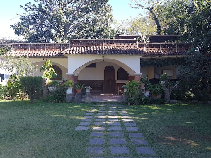 Casa Equipada Y Centrica En Panajachel - Sololá
