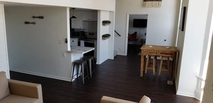 2 Condos Joined For Up To 12 People By Fiserv/3rd - 米爾瓦基