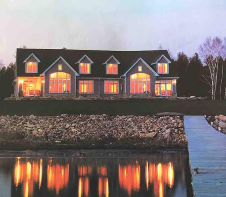 5 Stars   Waterfront  With Pond  North Unit - Door County, WI