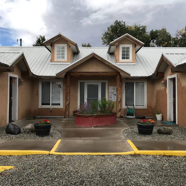 40 Winks Inn Alamosa    License  #02993 - Alamosa, CO