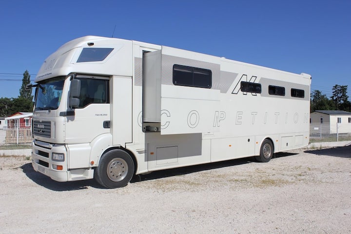 Camion Chevaux Home Car - Le Pont-de-Beauvoisin