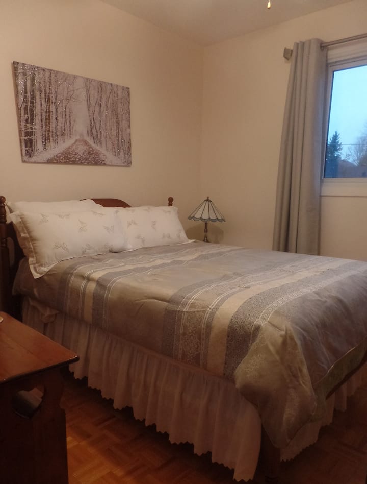 Cobourg Charm #2 - Cobourg