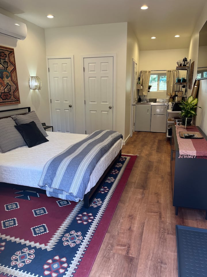 Cozy King Suite In Perfect Location - Flagstaff, AZ