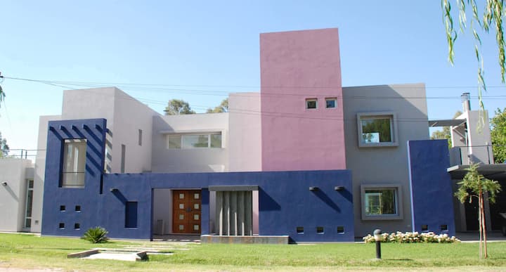 Gorgeous, Modern Home With Best Of Urban/nature - San Juan, Argentina