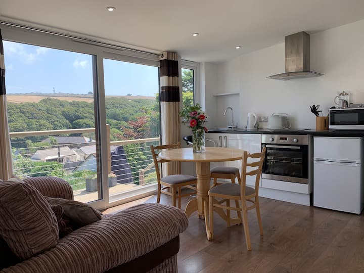 Great View, Short Walk To Beach Shops Surf - St Agnes