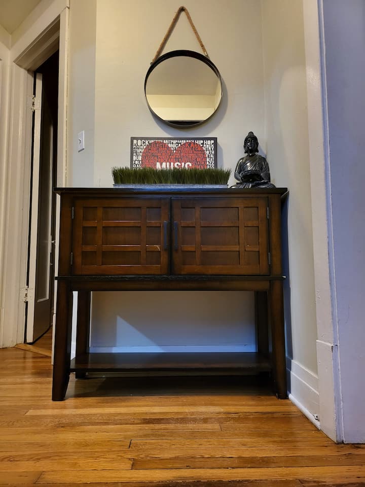 Uptown Gem - Evanston, IL