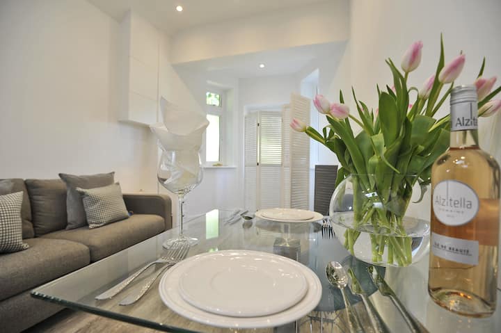 Mathon Lodge Studio Apartment - Godalming