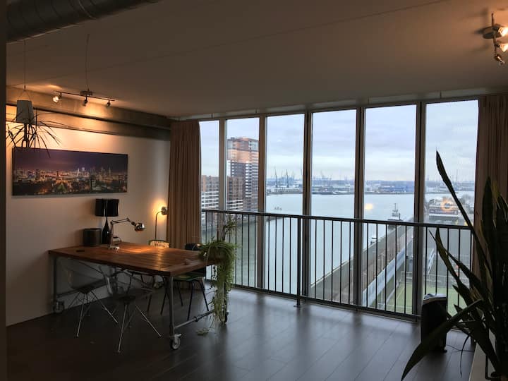 Waterfront Loft With City And Port View Rotterdam! - Schiedam