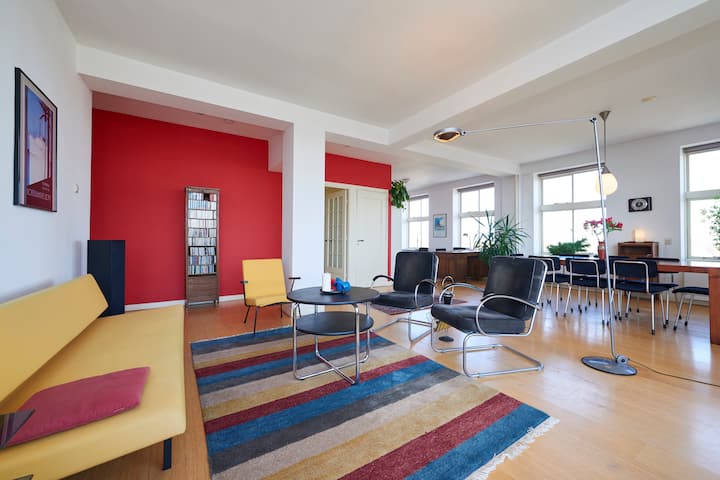 Pre-war Condominium With Great View - Ámsterdam