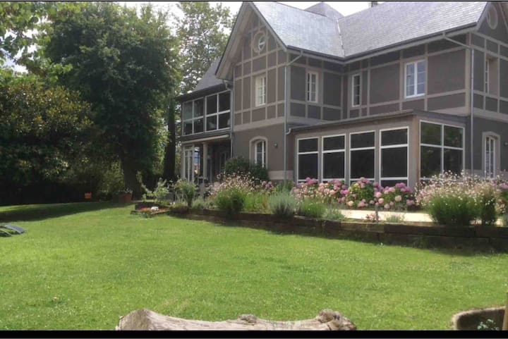 Casa En Villa Con Jardín A 10 Min De San Sebastián - Tolosa