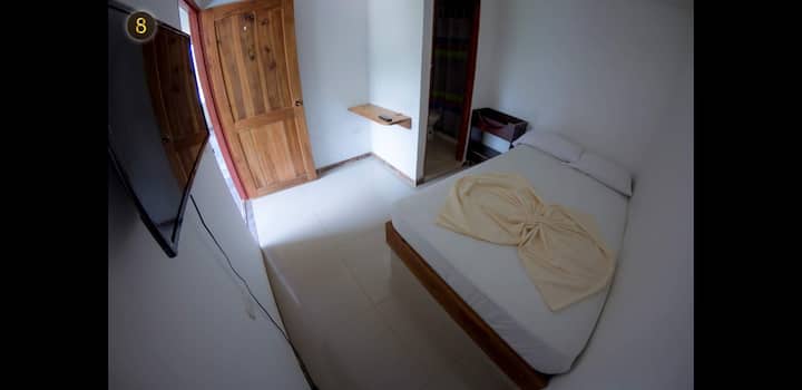 Sendero Del Río - San Rafael, Colombia