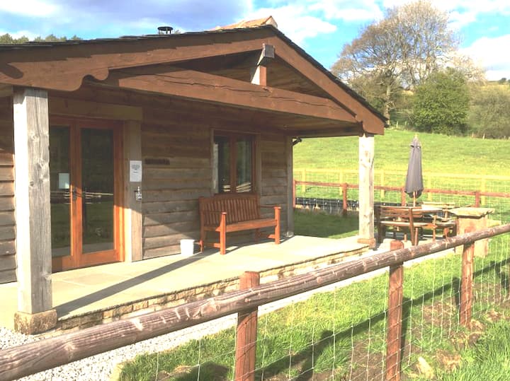 'Off-grid' Solar Powered 'Ash Lodge' - Rudyard Lake