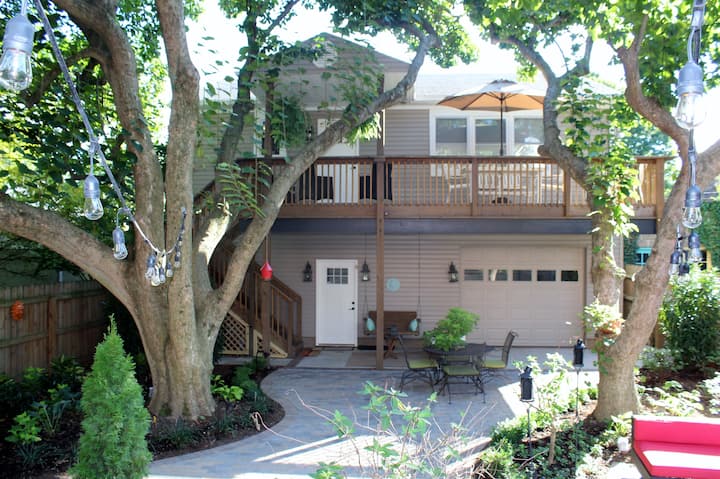 Highlands - Elegant Calm Clean & Green - Walkable - Louisville, KY