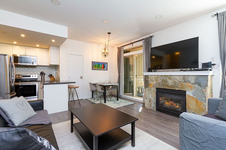 Spacious & Tastefully Reno'd 1 Bed In The Village - 威士拿