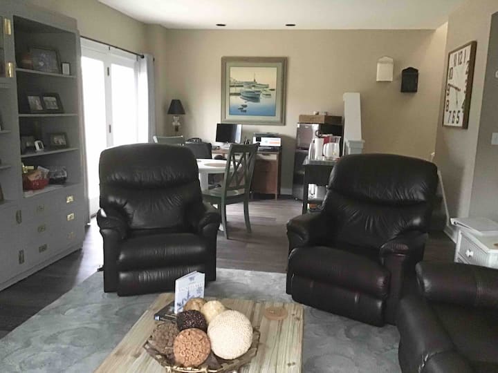 Country Escape-private Entrance-two Min. To Ngu - Lake Robinson, SC