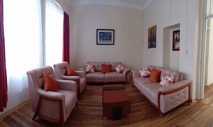 Casa Del Arte Centro - Departamento - Cuenca