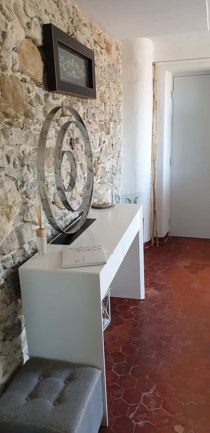 Belle Chambre Et Salon Privé Dans Villa De Charme - Menton