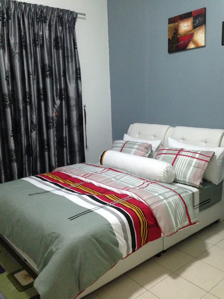 Feel At Home Homestay - 