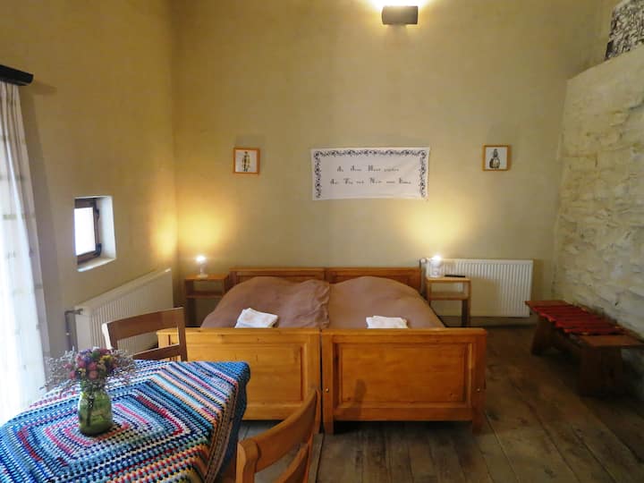 Medieval Apartments Frauendorf-fortified Church - Jidvei