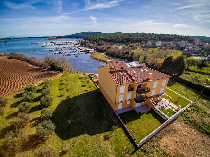 Pomer Port Marina Blue - Banjole