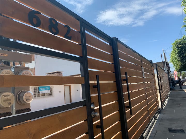 La Casa Grande - Complejo 682, Zona Los Globos. - Ensenada