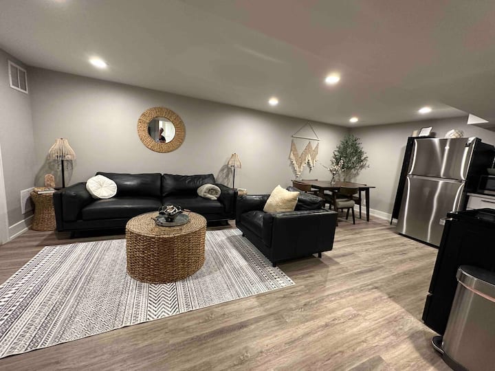 Private Lux Lower Level Flat Fully Fenced - Twin Falls, ID