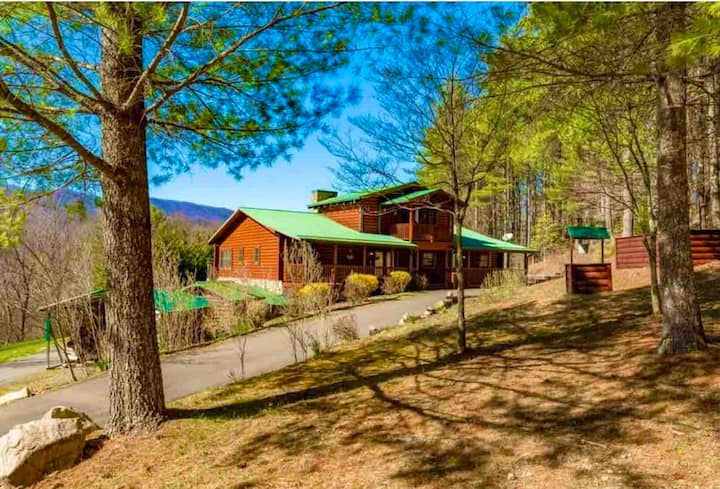 Mountain Cabin; Hiking, Wineries, Scenic, Relaxing - Mountain City, TN