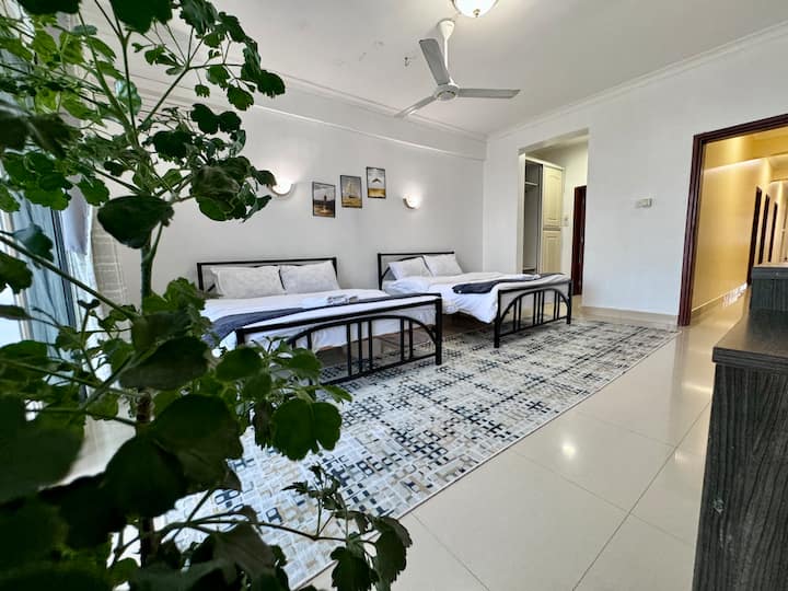 Kalenga Cityview & Pool Apartment - Dar es Salaam