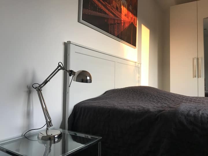 Zimmer "Steuerbord" In Schönem Haus An Der Elbe - Hamburg