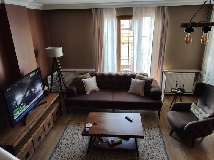 Roof Apartment With Terrace In Ataşehir - İstanbul