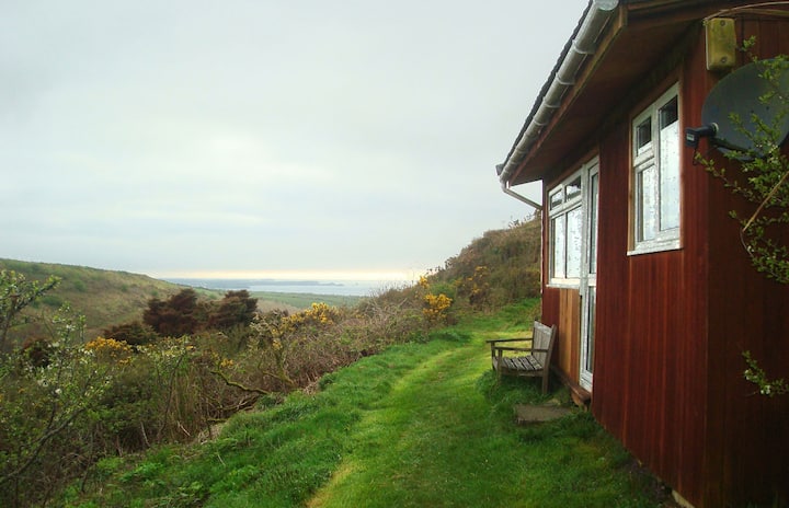 Furze Chalet, Pet Friendly, Tintagel, Cornwall - Tintagel