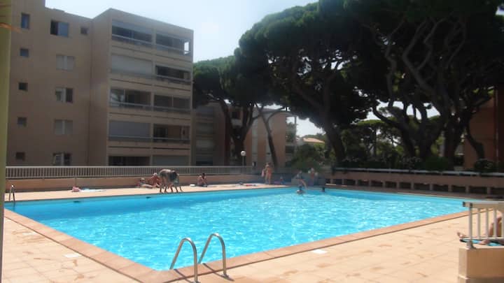 Appartement 3 Pers Avec Piscine Au Port De Hyères - Presqu'île de Giens