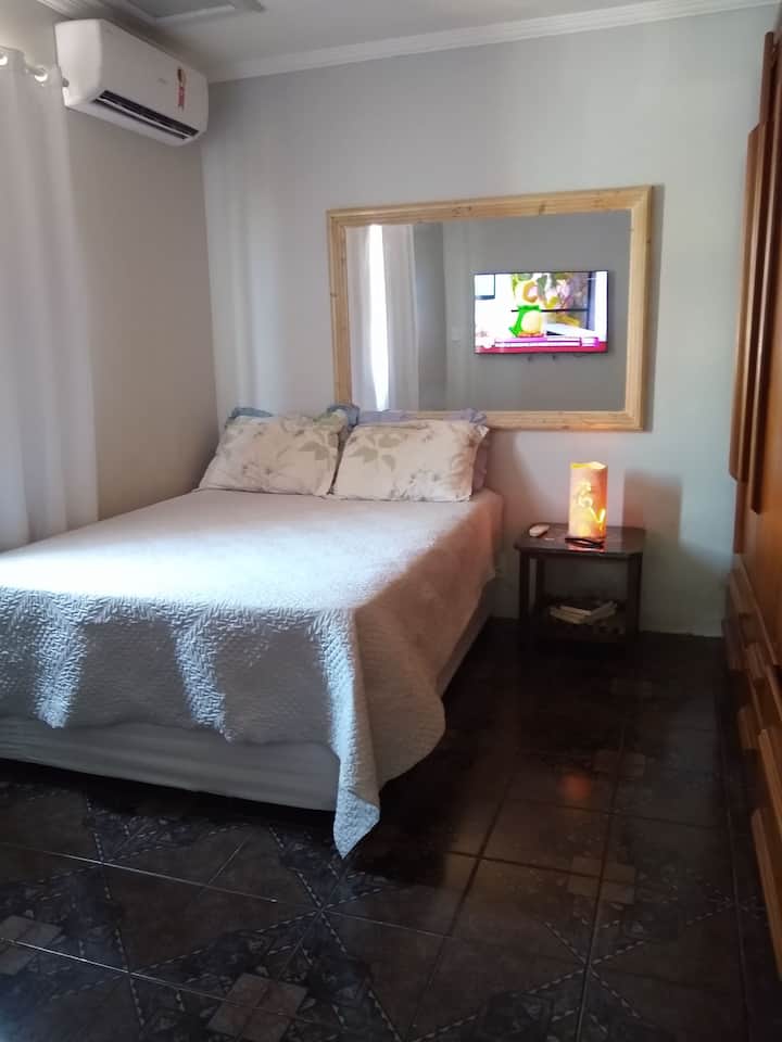 Casa Ampla, Tranquila, Próxima A Praia Do Forte - Cabo Frio