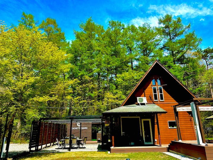 サウナ、富士山伏流水水風呂、星空ジャグジーでのんびり過ごす大人の隠れ家Cachette Foret - Mount Fuji