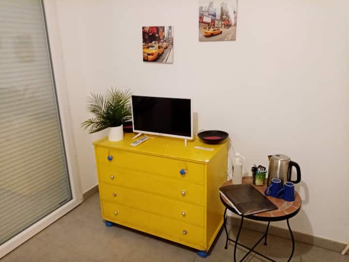 Chambre Privée Avec Accès Salle De Bain Et Jardin. - Vidauban