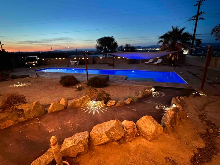 Mañanita By The Pool - Twentynine Palms, CA